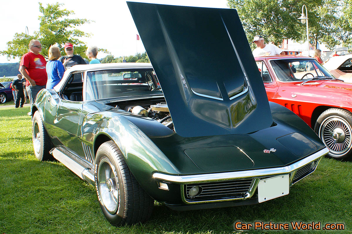 1968 427 Tri Power Corvette Picture