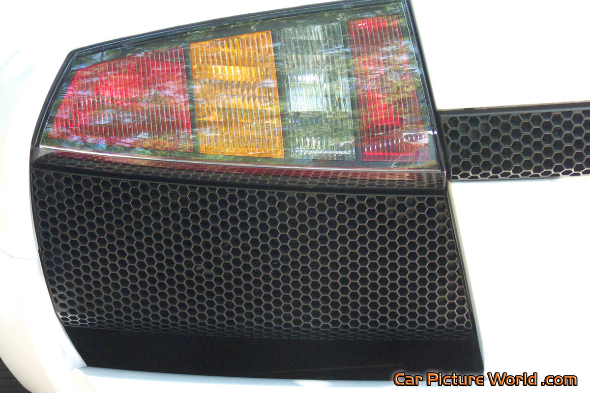 Murcielago Roadster White 1 Tail Light Picture