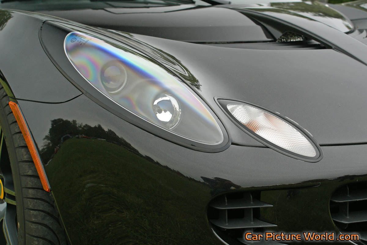 2005 Lotus Elise Headlight Picture