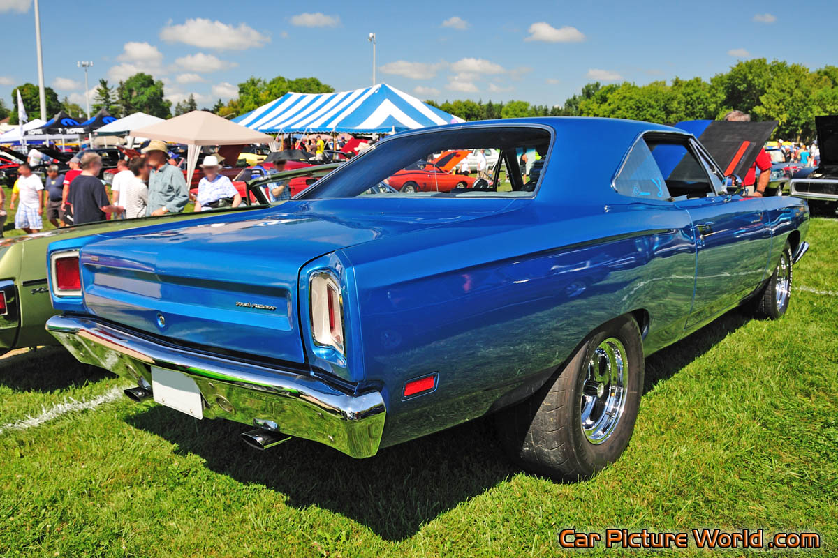 1969 Hemi Road Runner Rear Right Picture